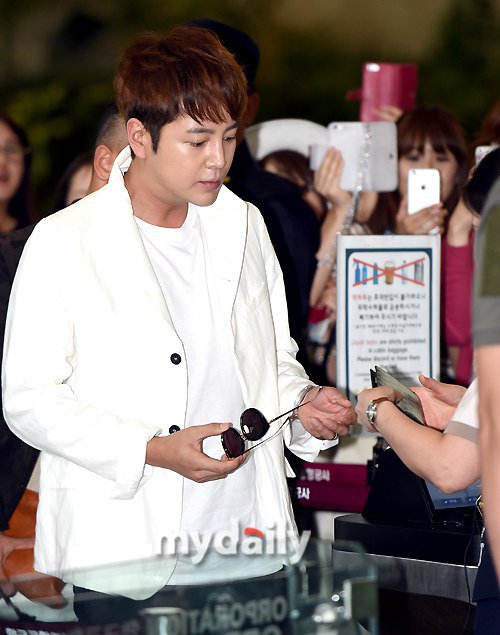 Korean Actor Jang Geun Suk Mocked By Netizens For Recent Weight Gain ... Korean Actor Jang Geun Suk Mocked By Netizens For Recent Weight Gain ...