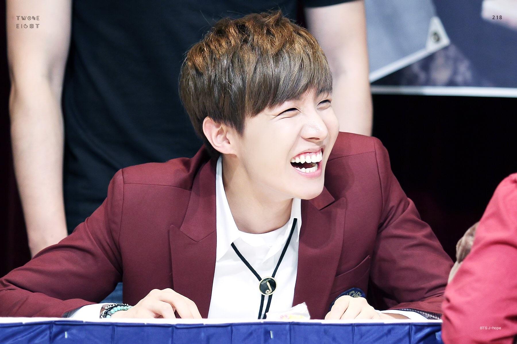 Literally Just 45 High Definition Photos Of J-Hope’s Knife Like Jawline ...
