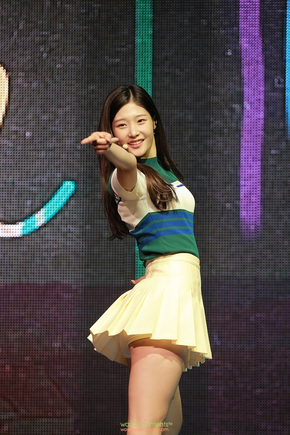 TOP 10 Sexiest Skirts Ever Worn By DIA Chaeyeon - Koreaboo