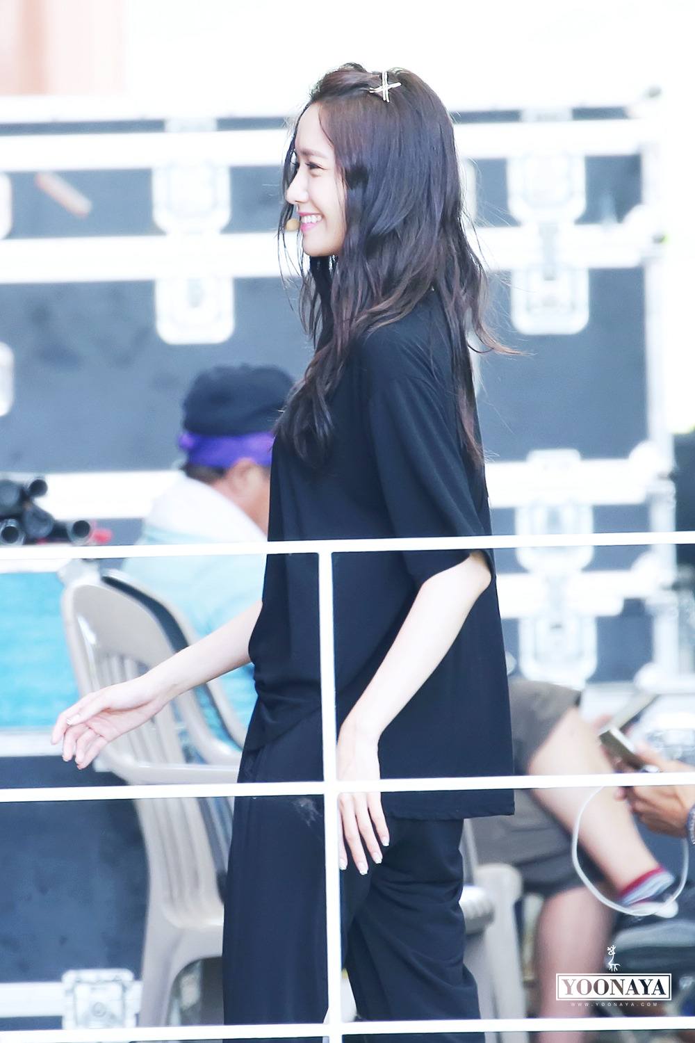 18+ Beautiful Photos That Prove Yoona Has Absolutely Perfect Skin ...