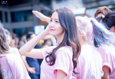 18+ Beautiful Photos That Prove Yoona Has Absolutely Perfect Skin ...